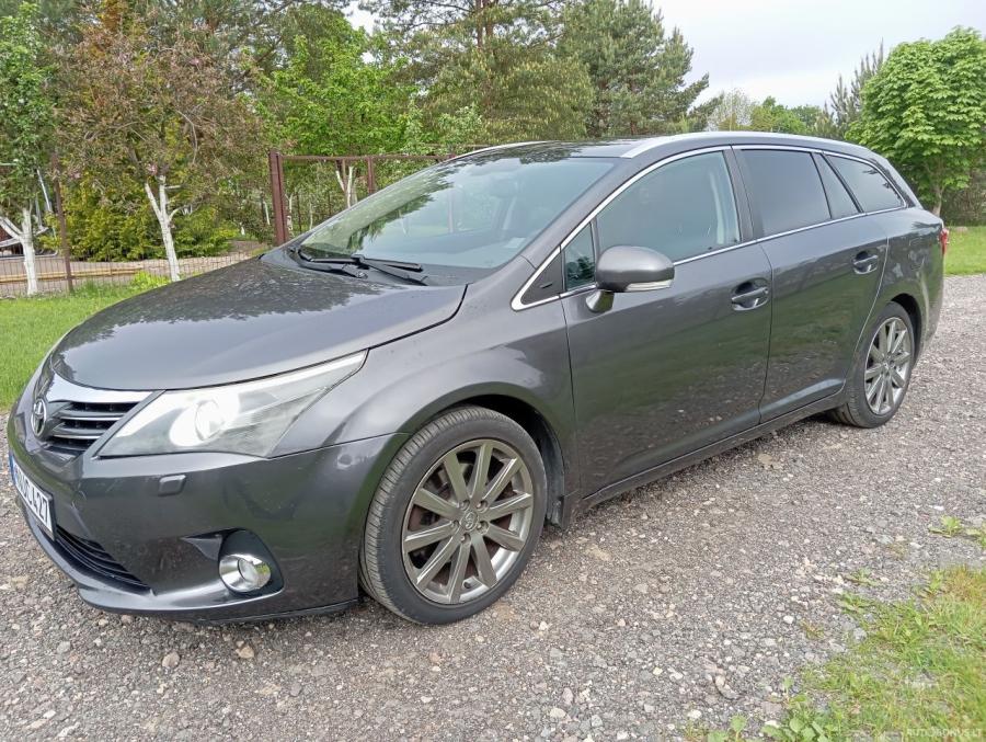 Toyota Avensis 2014 Ukmergė, ar dzinēja tilpumu 2.20 L un nobraukumu 219 tūkst. km par 5800 €, foto 4 vietnē AUTOMOTO.COM.LV