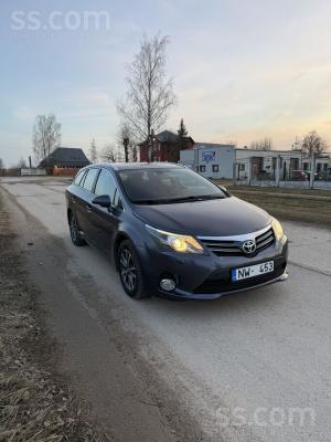 Toyota Avensis 2014 in Aizkraukle, with an engine capacity of 1.80 L and mileage of 248 thousand km for 7780 €, photo  on AUTOMOTO.COM.LV