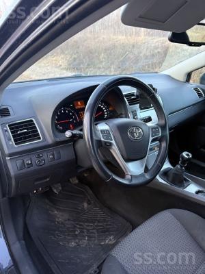 Toyota Avensis 2014 in Aizkraukle, with an engine capacity of 1.80 L and mileage of 248 thousand km for 7780 €, photo 7 on AUTOMOTO.COM.LV