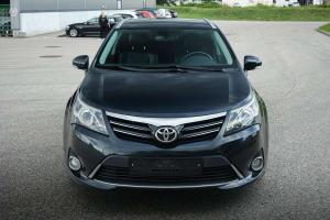 Toyota Avensis 2014 in Vilnius, with an engine capacity of 2.00 L and mileage of 331 thousand km for 5300 €, photo 4 on AUTOMOTO.COM.LV