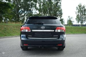 Toyota Avensis 2014 in Vilnius, with an engine capacity of 2.00 L and mileage of 331 thousand km for 5300 €, photo 8 on AUTOMOTO.COM.LV