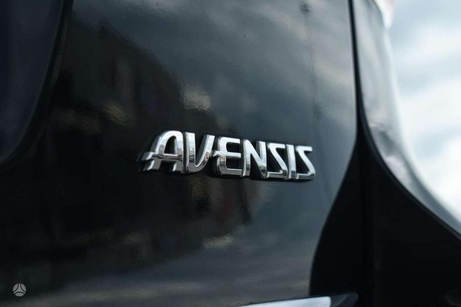Toyota Avensis 2014 in Vilnius, with an engine capacity of 2.00 L and mileage of 331 thousand km for 5300 €, photo 12 on AUTOMOTO.COM.LV
