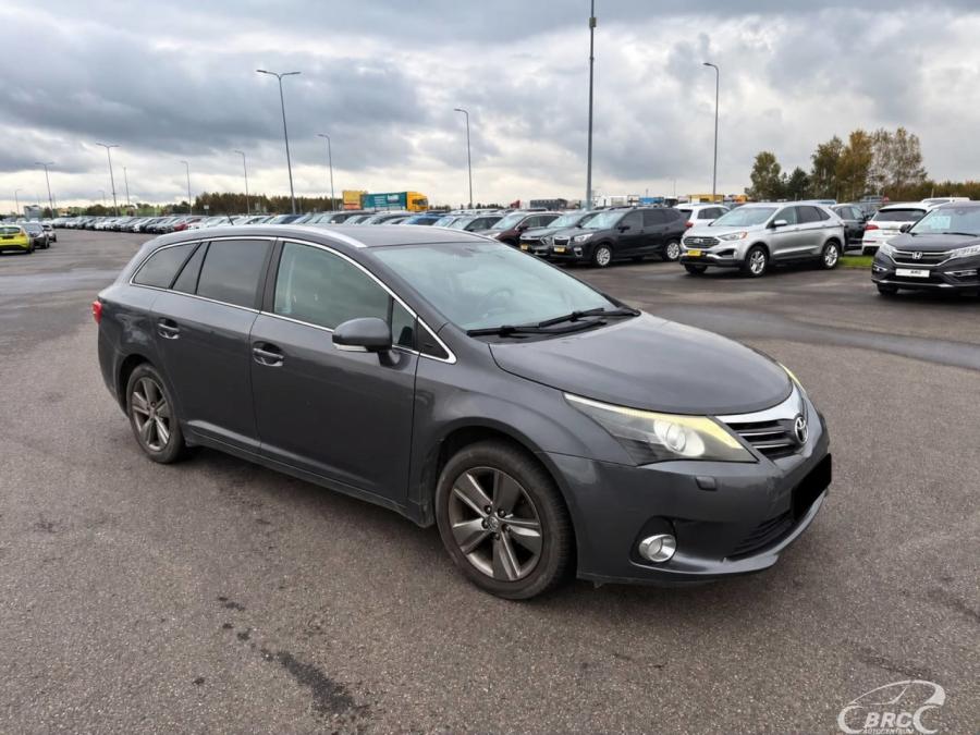 Toyota Avensis 2014 Viļņa, ar dzinēja tilpumu 1.99 L un nobraukumu 394 tūkst. km par 5500 €, foto 5 vietnē AUTOMOTO.COM.LV