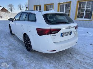 Toyota Avensis 2015 in Taurage, with an engine capacity of 1.60 L and mileage of 210 thousand km for 6800 €, photo 5 on AUTOMOTO.COM.LV