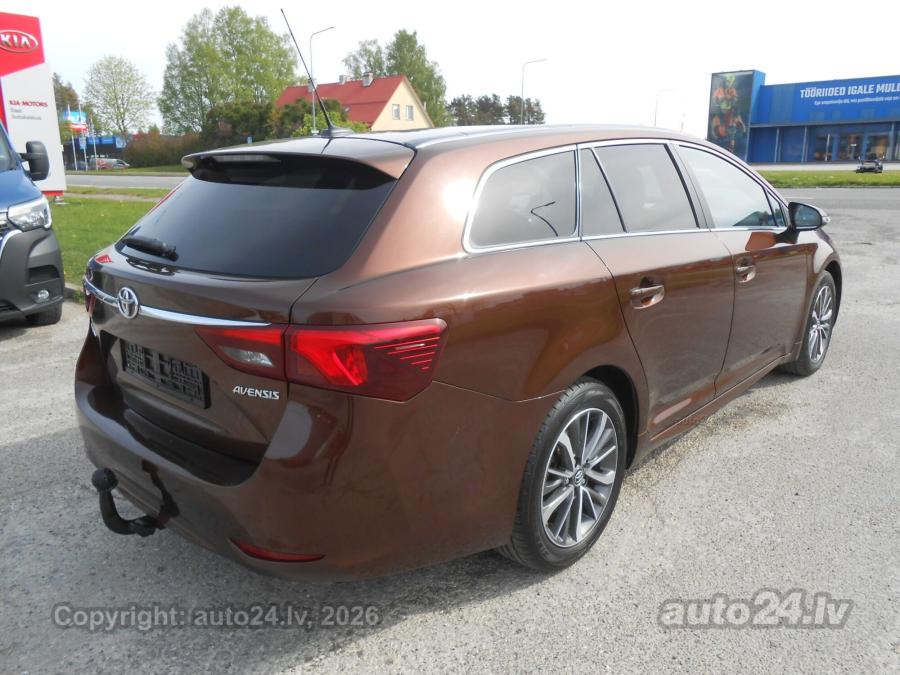 Toyota Avensis 2015 Viljandi, ar dzinēja tilpumu 2.00 L un nobraukumu 188 tūkst. km par 8990 €, foto 3 vietnē AUTOMOTO.COM.LV