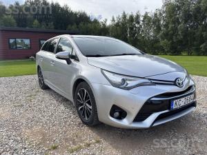 Toyota Avensis 2015 in Jurmala, with an engine capacity of 2.00 L and mileage of 200 thousand km for 10990 €, photo  on AUTOMOTO.COM.LV