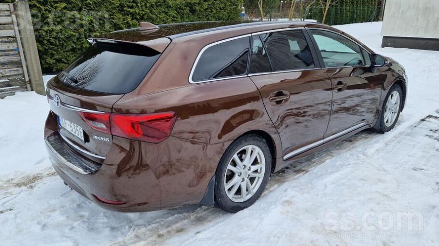 Тойота Авенсис 2015 в Рига, объемом двигателя 1.80 л и пробегом 233 тыс. км за 10450 €, фото 1 на AUTOMOTO.COM.LV