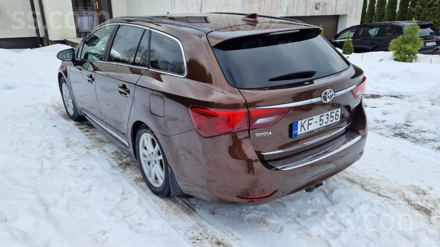 Тойота Авенсис 2015 в Рига, объемом двигателя 1.80 л и пробегом 233 тыс. км за 10450 €, фото 3 на AUTOMOTO.COM.LV