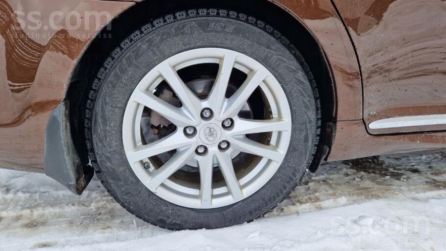 Тойота Авенсис 2015 в Рига, объемом двигателя 1.80 л и пробегом 233 тыс. км за 10450 €, фото 12 на AUTOMOTO.COM.LV