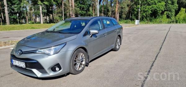 Toyota Avensis 2015 in Daugavpils, with an engine capacity of 2.00 L and mileage of 221 thousand km for 7500 €, photo 2 on AUTOMOTO.COM.LV