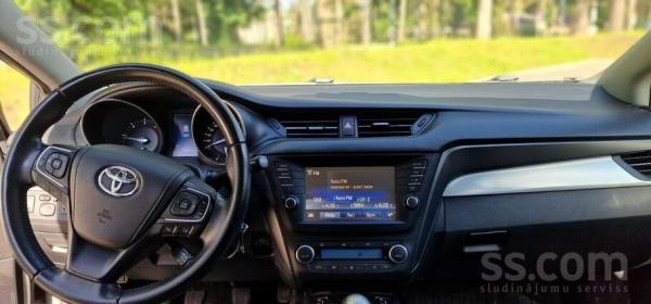 Toyota Avensis 2015 in Daugavpils, with an engine capacity of 2.00 L and mileage of 221 thousand km for 7500 €, photo 8 on AUTOMOTO.COM.LV