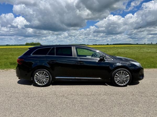 Toyota Avensis 2015 in Vilkaviskis, with an engine capacity of 2.00 L and mileage of 232 thousand km for 8000 €, photo 6 on AUTOMOTO.COM.LV