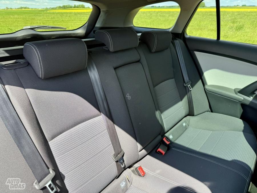 Toyota Avensis 2015 Vilkaviškis, ar dzinēja tilpumu 2.00 L un nobraukumu 232 tūkst. km par 8000 €, foto 23 vietnē AUTOMOTO.COM.LV