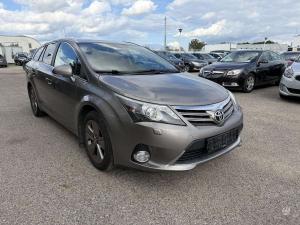 Toyota Avensis 2015 in Marijampole, with an engine capacity of 1.80 L and mileage of 264 thousand km for 5950 €, photo 4 on AUTOMOTO.COM.LV
