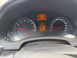 Toyota Avensis 2015 in Marijampole, with an engine capacity of 1.80 L and mileage of 264 thousand km for 5950 €, photo 12 on AUTOMOTO.COM.LV