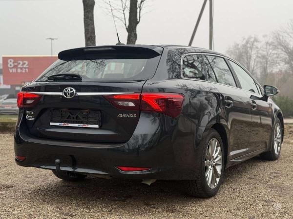 Toyota Avensis 2016 in Ukmerge, with an engine capacity of 1.60 L and mileage of 218 thousand km for 7950 €, photo 5 on AUTOMOTO.COM.LV