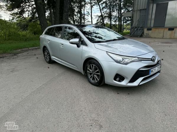 Тойота Авенсис 2016 в Вильнюс, объемом двигателя 1.60 л и пробегом 247 тыс. км за 6800 €, фото 2 на AUTOMOTO.COM.LV