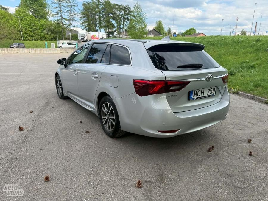 Toyota Avensis 2016 in Vilnius, with an engine capacity of 1.60 L and mileage of 247 thousand km for 6800 €, photo 8 on AUTOMOTO.COM.LV