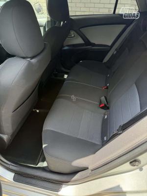 Toyota Avensis 2016 in Vilnius, with an engine capacity of 1.60 L and mileage of 247 thousand km for 6800 €, photo 15 on AUTOMOTO.COM.LV