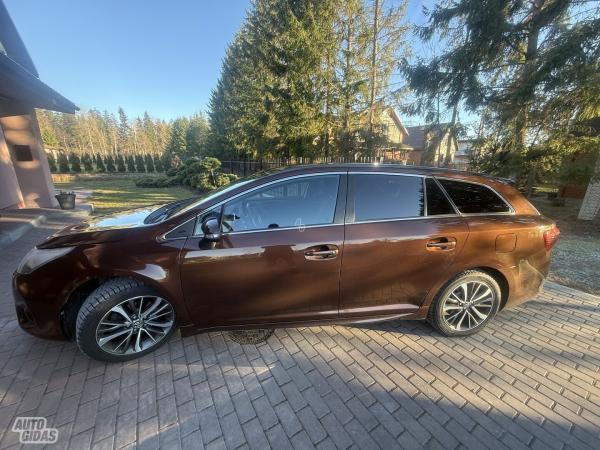 Toyota Avensis 2016 in Vilnius, with an engine capacity of 1.60 L and mileage of 144 thousand km for 13500 €, photo 5 on AUTOMOTO.COM.LV