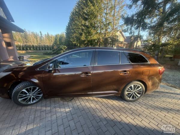 Toyota Avensis 2016 in Vilnius, with an engine capacity of 1.60 L and mileage of 144 thousand km for 13500 €, photo 8 on AUTOMOTO.COM.LV