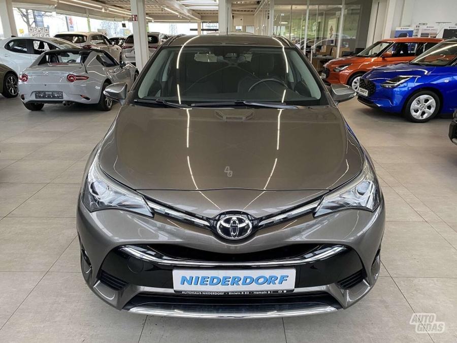 Toyota Avensis 2018 in Kaunas, with an engine capacity of 1.80 L and mileage of 66 thousand km for 22297 €, photo 14 on AUTOMOTO.COM.LV