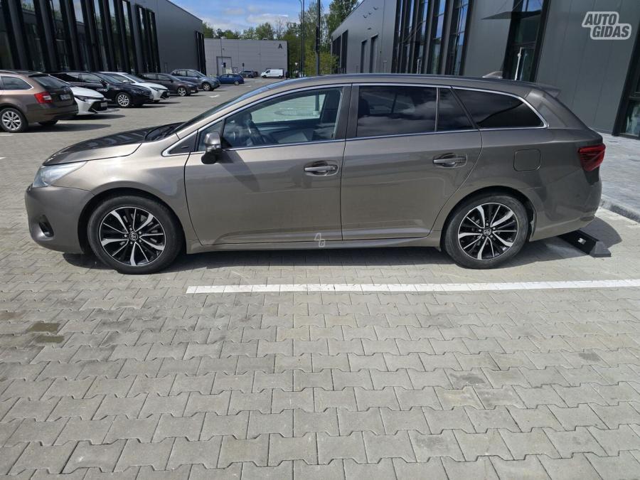 Тойота Авенсис 2018 в Вильнюс, объемом двигателя 2.00 л и пробегом 256 тыс. км за 6200 €, фото 5 на AUTOMOTO.COM.LV