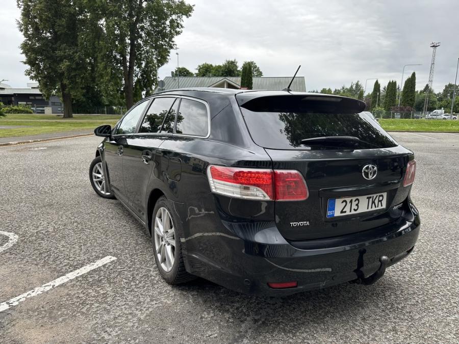 Toyota Avensis 2019 in Johvi, with an engine capacity of 0.00 L and mileage of 321 thousand km for 3500 €, photo 15 on AUTOMOTO.COM.LV