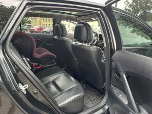 Toyota Avensis 2019 in Johvi, with an engine capacity of 0.00 L and mileage of 321 thousand km for 3500 €, photo 18 on AUTOMOTO.COM.LV