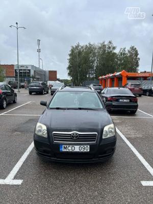 Toyota Avensis 2026 Marijampole, ar dzinēja tilpumu 1.80 L un nobraukumu 400 tūkst. km par 1700 €, foto  vietnē AUTOMOTO.COM.LV