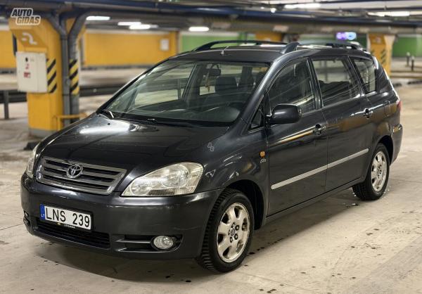 Melns Toyota avensis-verso 2004 Viļņa, ar dzinēja tilpumu 2.00 L un nobraukumu 283 tūkst. km par 1150 €, foto 1 vietnē AUTOMOTO.COM.LV