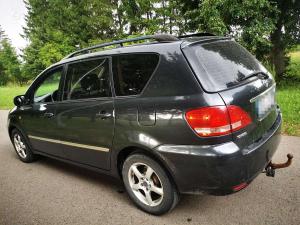 Black Toyota avensis-verso 2002 in Kaunas, with an engine capacity of 2.00 L and mileage of 380 thousand km for 799 €, photo 3 on AUTOMOTO.COM.LV