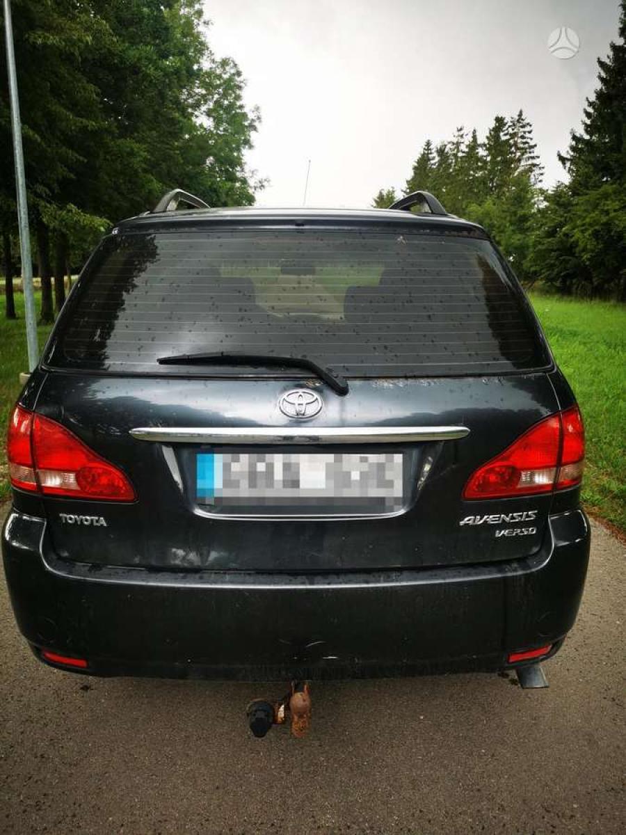 Black Toyota avensis-verso 2002 in Kaunas, with an engine capacity of 2.00 L and mileage of 380 thousand km for 799 €, photo 4 on AUTOMOTO.COM.LV