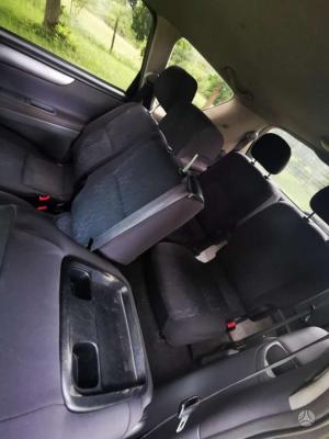 Black Toyota avensis-verso 2002 in Kaunas, with an engine capacity of 2.00 L and mileage of 380 thousand km for 799 €, photo 15 on AUTOMOTO.COM.LV