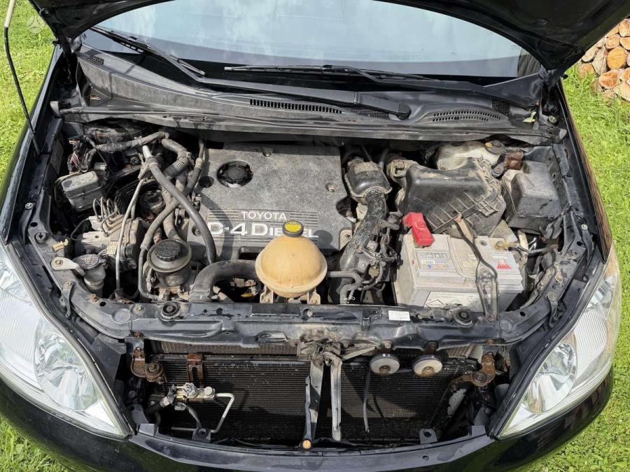 Black Toyota avensis-verso 2004 in Jonava, with an engine capacity of 2.00 L and mileage of 298 thousand km for 1850 €, photo 24 on AUTOMOTO.COM.LV