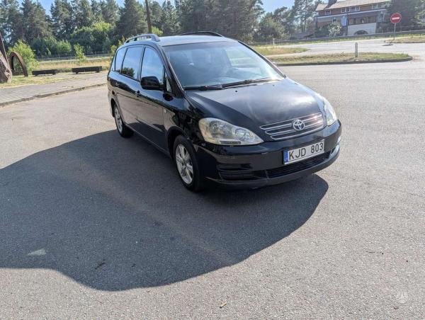 Melns Toyota avensis-verso 2005 Šauļi, ar dzinēja tilpumu 2.00 L un nobraukumu 335 tūkst. km par 2150 €, foto 2 vietnē AUTOMOTO.COM.LV