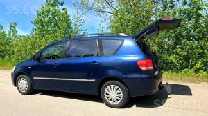 Zils Toyota avensis-verso 2001 Liepāja, ar dzinēja tilpumu 2.00 L un nobraukumu 285 tūkst. km par 1800 €, foto 8 vietnē AUTOMOTO.COM.LV