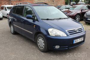 Blue Toyota avensis-verso 2001 in Liepaja, with an engine capacity of 2.00 L and mileage of 288 thousand km for 1700 €, photo  on AUTOMOTO.COM.LV