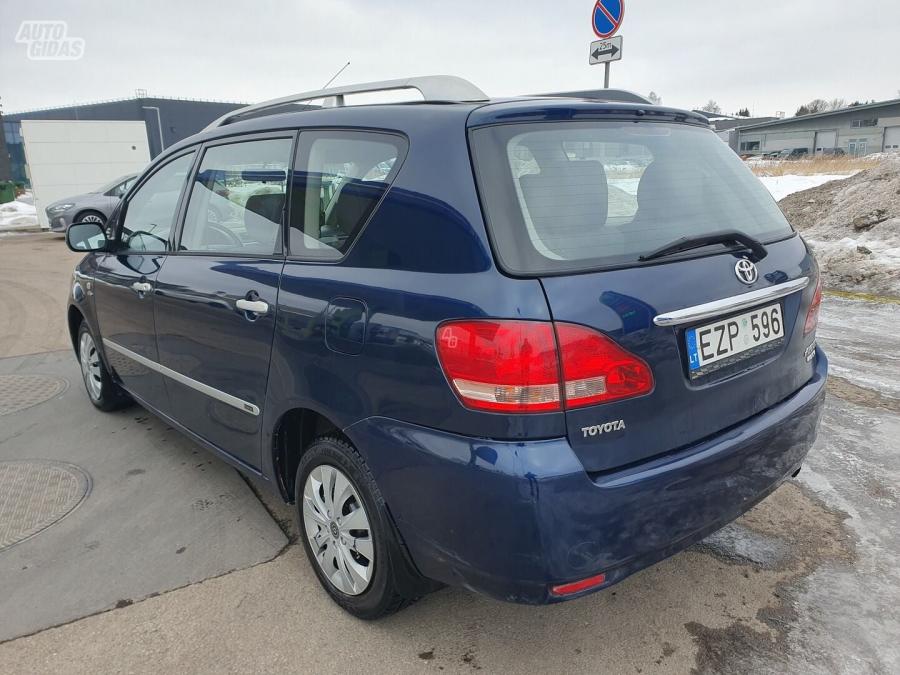 Zils Toyota avensis-verso 2003 Kauņa, ar dzinēja tilpumu 2.00 L un nobraukumu 223 tūkst. km par 1550 €, foto 6 vietnē AUTOMOTO.COM.LV