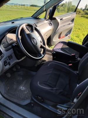 Zils Toyota avensis-verso 2003 Rēzekne, ar dzinēja tilpumu 2.00 L un nobraukumu 348 tūkst. km par 1790 €, foto 9 vietnē AUTOMOTO.COM.LV