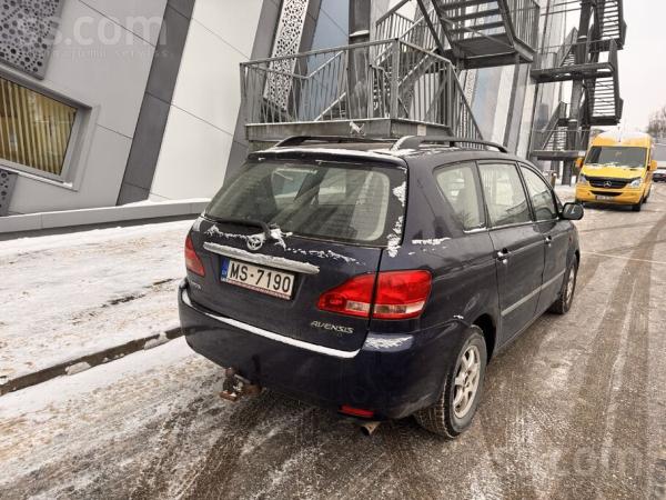 Zils Toyota avensis-verso 2004 Rīga, ar dzinēja tilpumu 2.00 L un nobraukumu 0 tūkst. km par 700 €, foto 6 vietnē AUTOMOTO.COM.LV