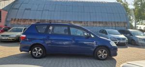 Blue Toyota avensis-verso 2005 in Valmiera, with an engine capacity of 2.00 L and mileage of 3057 thousand km for 1900 €, photo 3 on AUTOMOTO.COM.LV