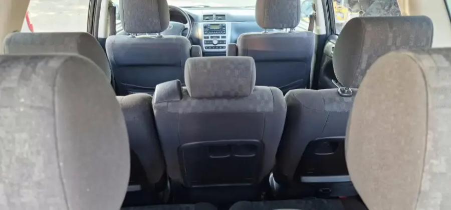 Blue Toyota avensis-verso 2005 in Valmiera, with an engine capacity of 2.00 L and mileage of 3057 thousand km for 1900 €, photo 12 on AUTOMOTO.COM.LV
