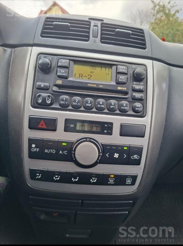 Zils Toyota avensis-verso 2005 Bauska, ar dzinēja tilpumu 2.00 L un nobraukumu 371 tūkst. km par 1300 €, foto 6 vietnē AUTOMOTO.COM.LV