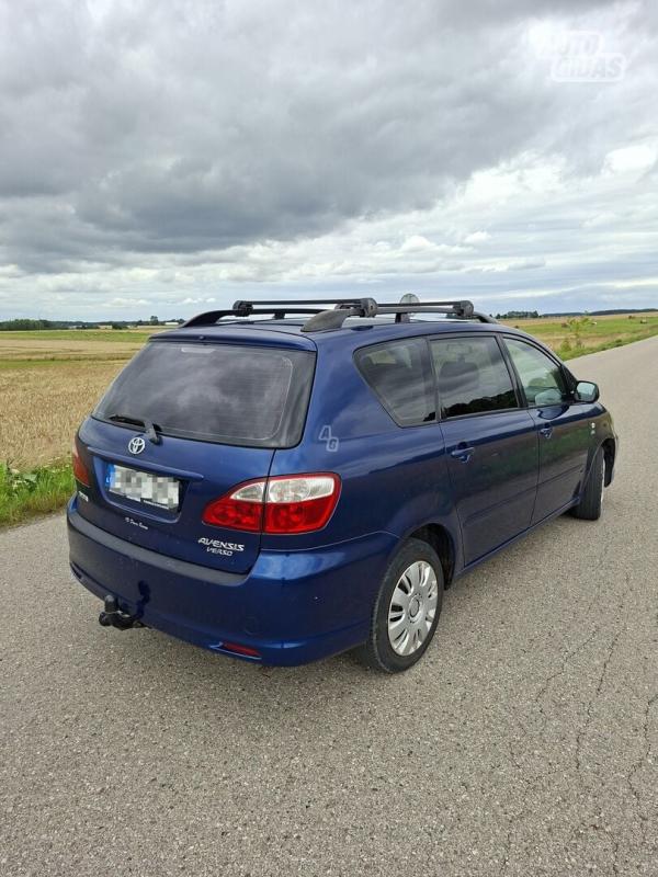 Blue Toyota avensis-verso 2004 in Raseiniai, with an engine capacity of 2.00 L and mileage of 425 thousand km for 1950 €, photo 2 on AUTOMOTO.COM.LV