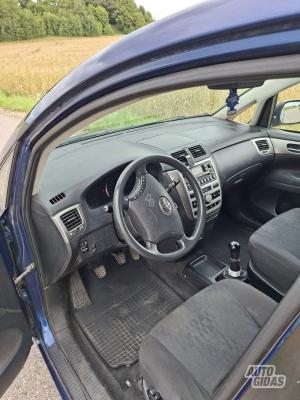 Blue Toyota avensis-verso 2004 in Raseiniai, with an engine capacity of 2.00 L and mileage of 425 thousand km for 1950 €, photo 6 on AUTOMOTO.COM.LV
