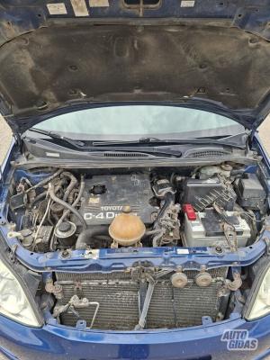 Blue Toyota avensis-verso 2004 in Raseiniai, with an engine capacity of 2.00 L and mileage of 425 thousand km for 1950 €, photo 8 on AUTOMOTO.COM.LV