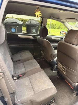 Blue Toyota avensis-verso 2004 in Vilnius, with an engine capacity of 2.00 L and mileage of 418 thousand km for 750 €, photo 11 on AUTOMOTO.COM.LV