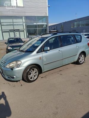 Zaļš Toyota avensis-verso 2001 Viļņa, ar dzinēja tilpumu 2.00 L un nobraukumu 305 tūkst. km par 1000 €, foto 8 vietnē AUTOMOTO.COM.LV