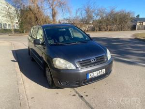 Grey Toyota avensis-verso 2002 in Riga, with an engine capacity of 2.00 L and mileage of 349 thousand km for 1190 €, photo  on AUTOMOTO.COM.LV